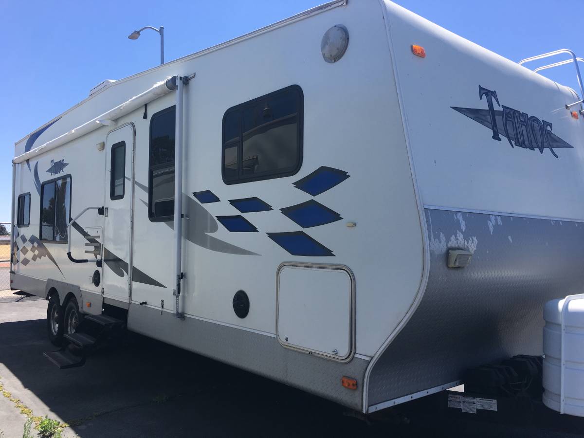 Trailer Overview – Traveling with Justin