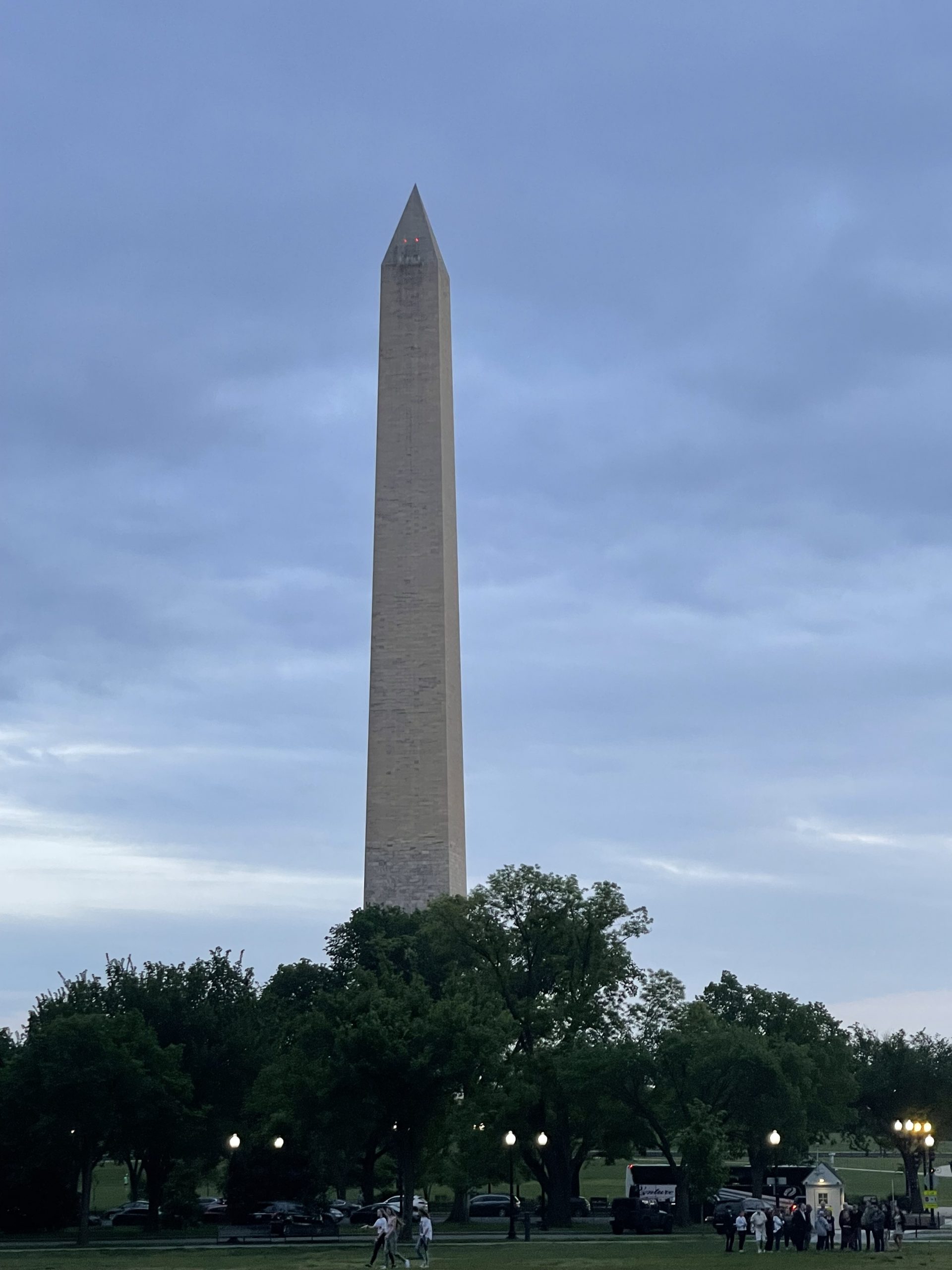 Washington Monument – Traveling with Justin